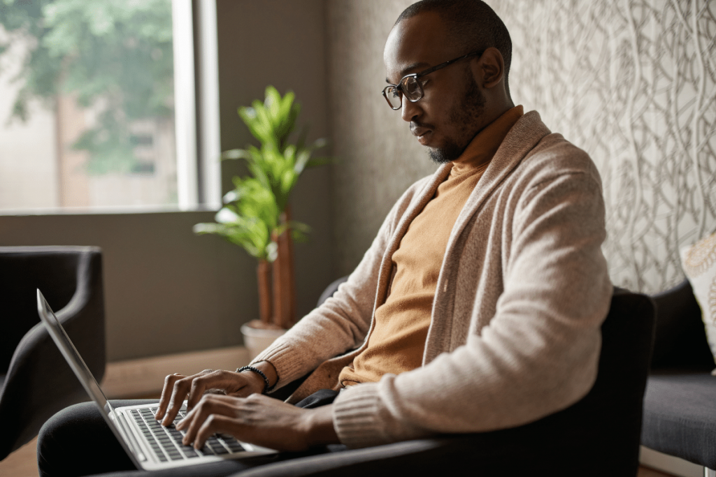 To Vs Too: What's The Difference? | ContrastHub